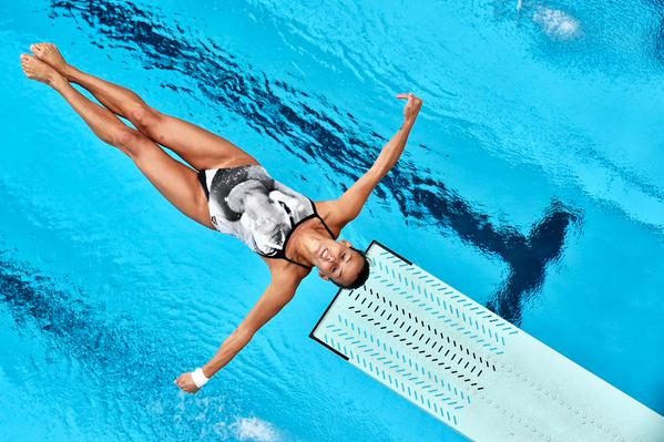 Lección 33 - Natación y trampolín - Club Especialistas de Cine